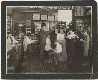 Libraries Where You Least Expect Them: Library Stations of the 1920s ...